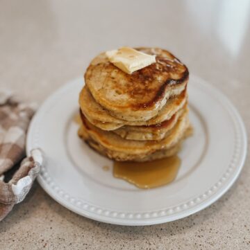 Fluffy Sourdough Pancakes Recipe (Easy, Tangy, and Delicious!) - Simply ...